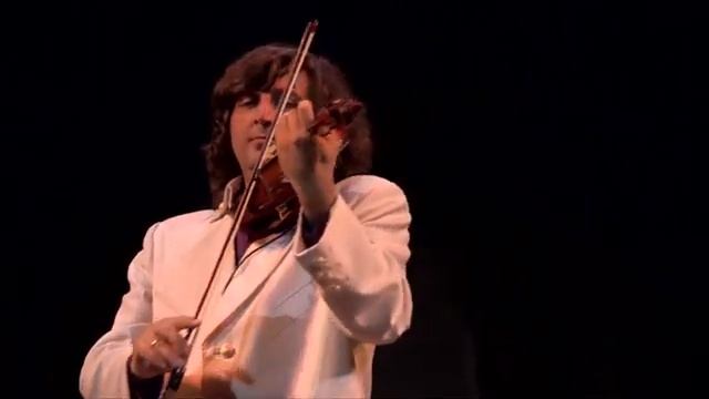 Скрипач-виртуоз Вардан Маркос и красноярский симфонический оркестром под управлением А.П.Чепурного