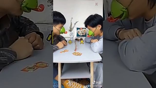 Маска-Хамелеон. Игра