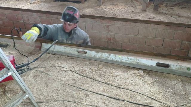 Гараж мечты. Уголок на смотровую яму