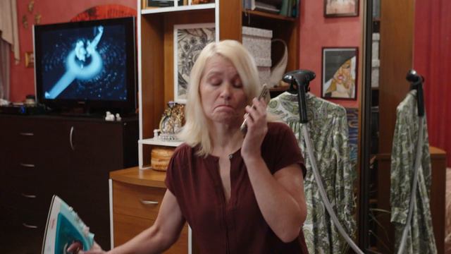 Мошенник представляется сотрудником сотового оператора