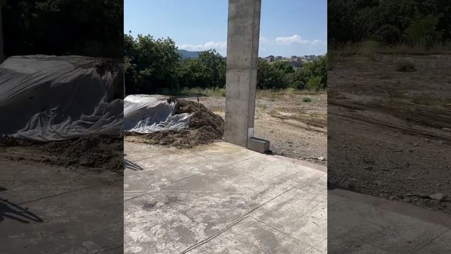 Зачем делать колонны прямоугольного сечения?  #новороссийск #строительнаякомпания