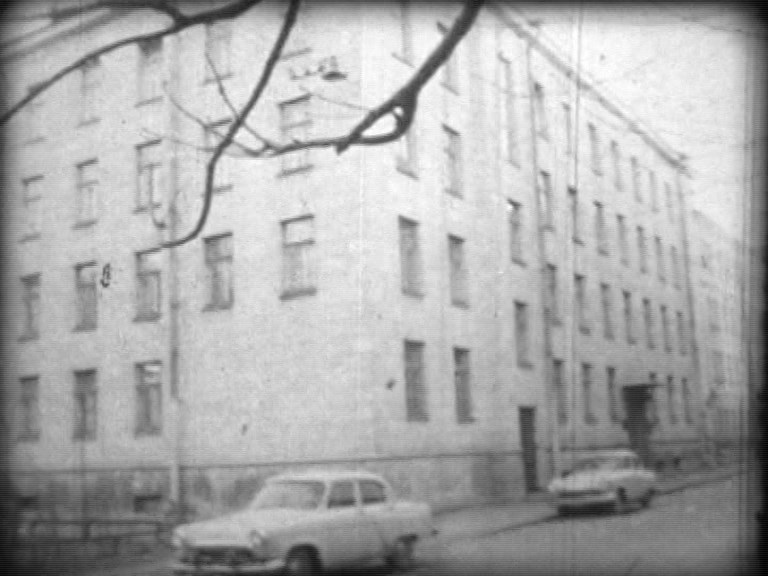 В ногу с народом (1972 год)
Фильм из архива Народного музея истории СПб РО ВОС.