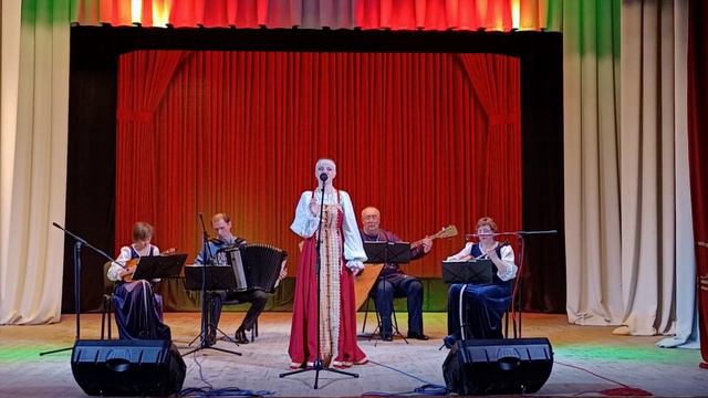 Гляжу в озёра синие (Дарья Киркова и анс. Царёво Городище)