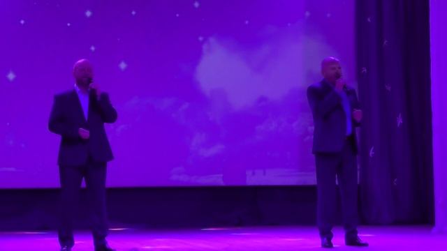 А любовь она...