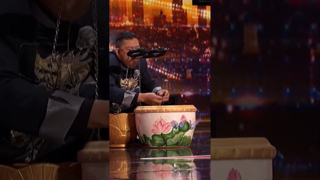 I can’t look away 👀