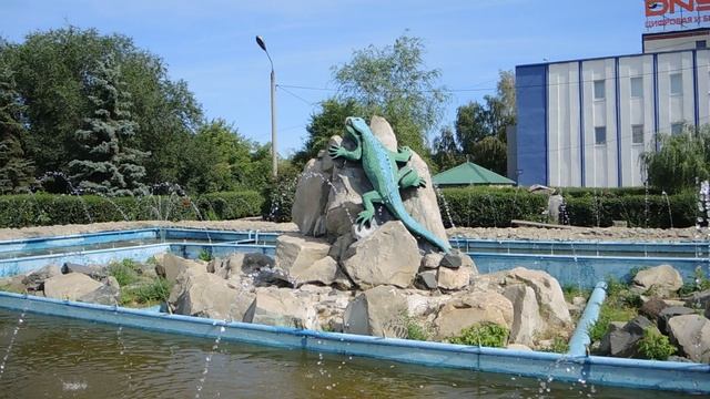 Сызрань. Фонтан «Ящерица». Видео 1.
