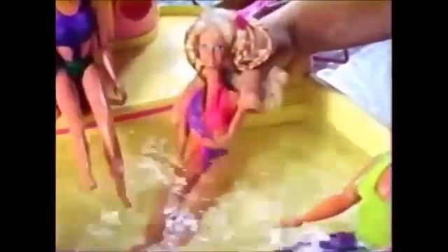 1989 Wet n Wild Barbie (Барби на пляже)
