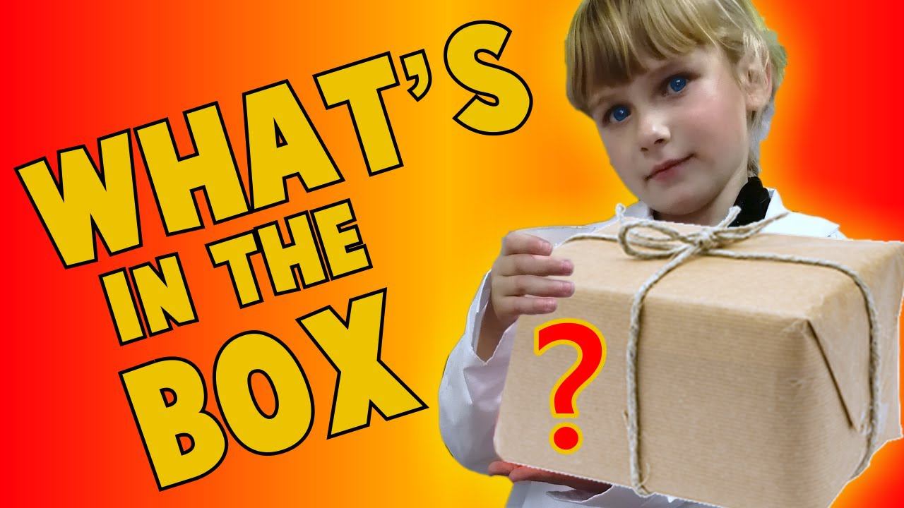 ВЛОГ Илана на почте. Распаковка посылки. Vlog