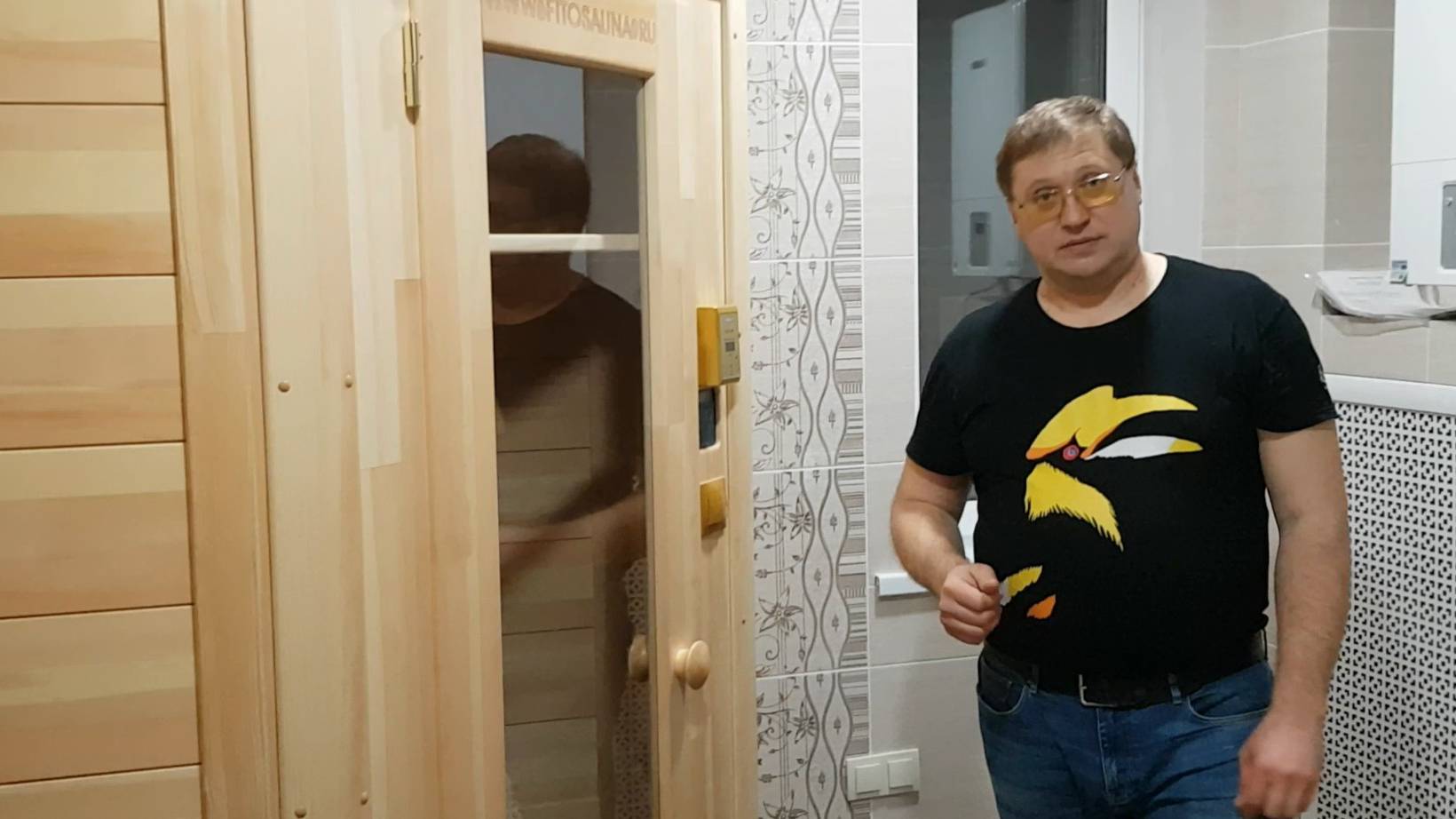 Видеоотзыв об одноместной кедровой угловой ик-сауне (Голубин)