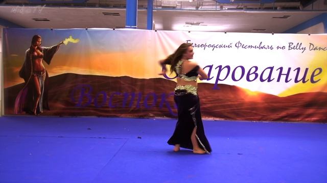 Солистка основного юниорского состава ШТ «ЭДЕМ» Кудалб Ксения