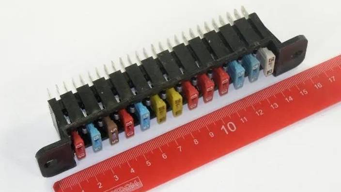 Блок предохранителей в сборе ГАЗ 3302 Газель 41.3722 на Буханку