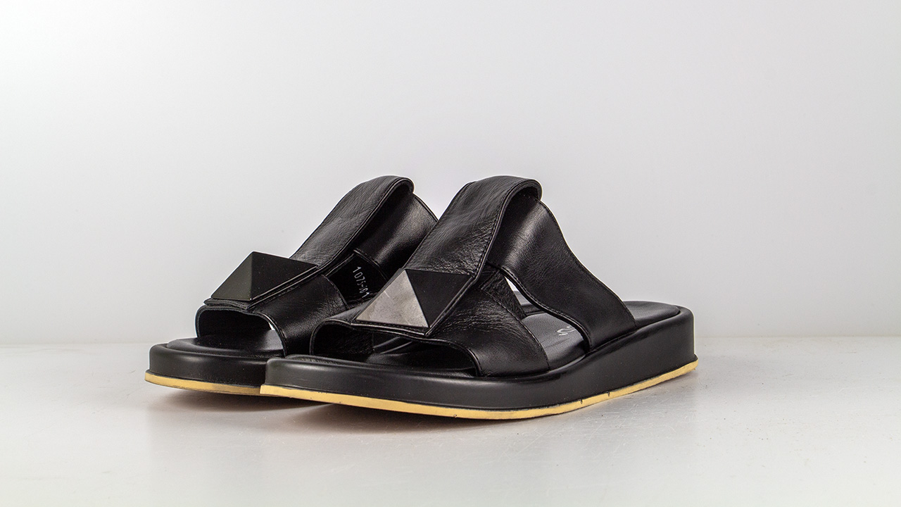 Сабо Estomod женские черные 020-1075-01-T-SYH