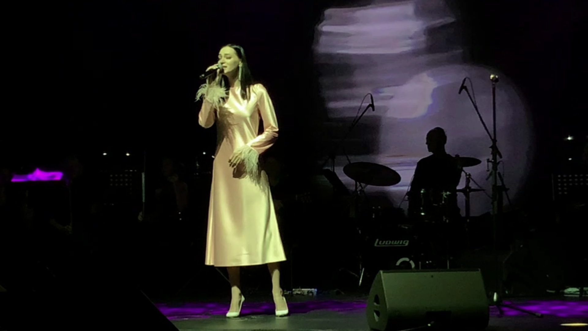 Город влюбленных людей - Полина Конкина - День Рождения Москвы в театре Градский Холл 09.09.2023