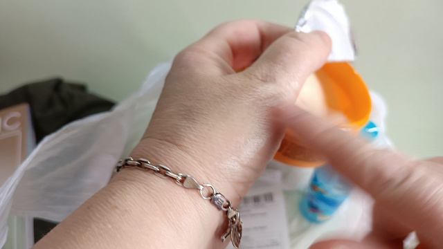 Распаковка заказ Фаберлик по кат 5’24. Новики, гель для упругости ягодиц, скраб, мист для тела, омег