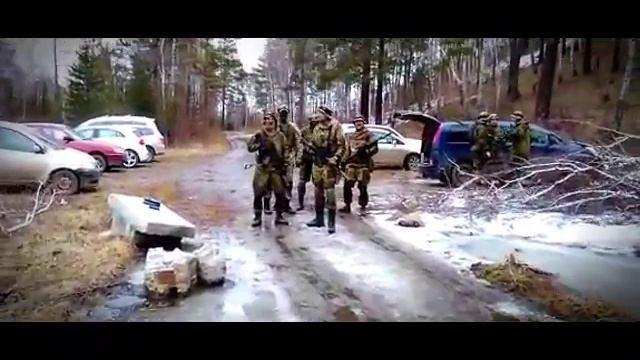 Бойцы команды "Призраки" танцуют