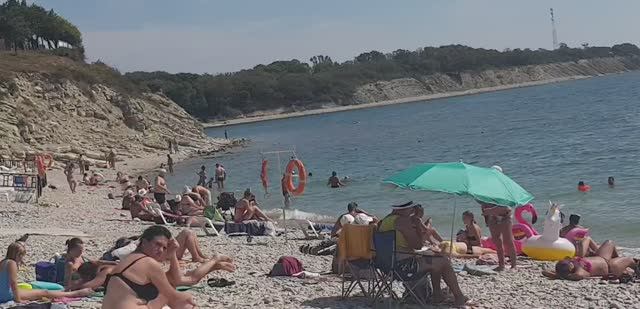 Голубая бухта. Лучший пляж Геленджика