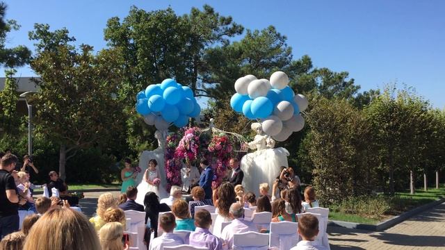 Красивая Выездная регистрация с Ходулистами. Красивая свадьба. Шоу программа на свадьбе.