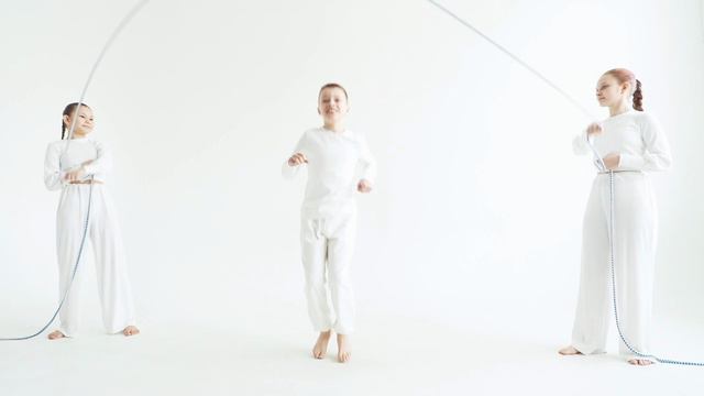 Образцовому коллективу театр-танца "Выкрутасы" 8 лет. Отчетный концерт