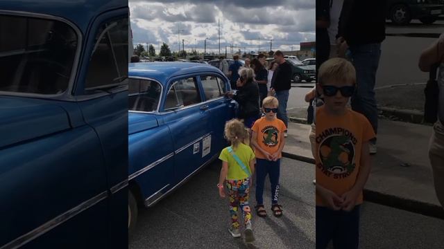 Выставка ретро-автомобилей. Санкт-петербург. Крайслер Виндзор