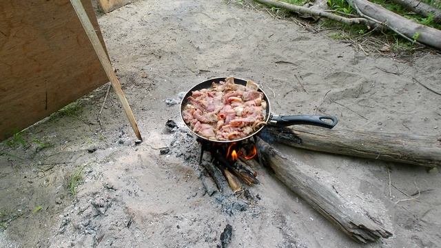 Видеообзор моего питания во время рыбалки, охоты, путешествии по р. Леана.