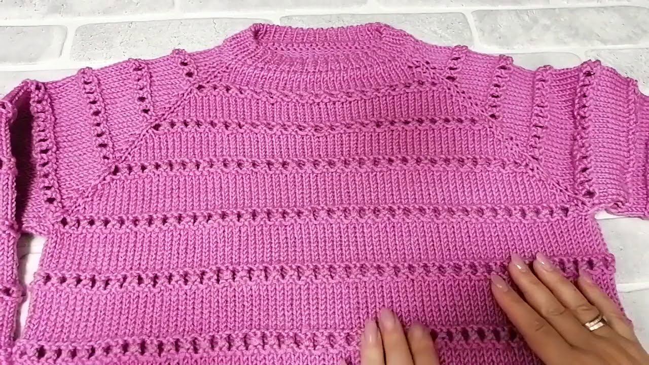 Обзор свитера реглан сверху спицами,узор горизонтальный ажур.