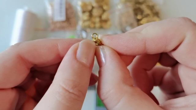 Обзор фурнитуры для бисероплетения. Инструменты. Замочки,швензы,застежки.