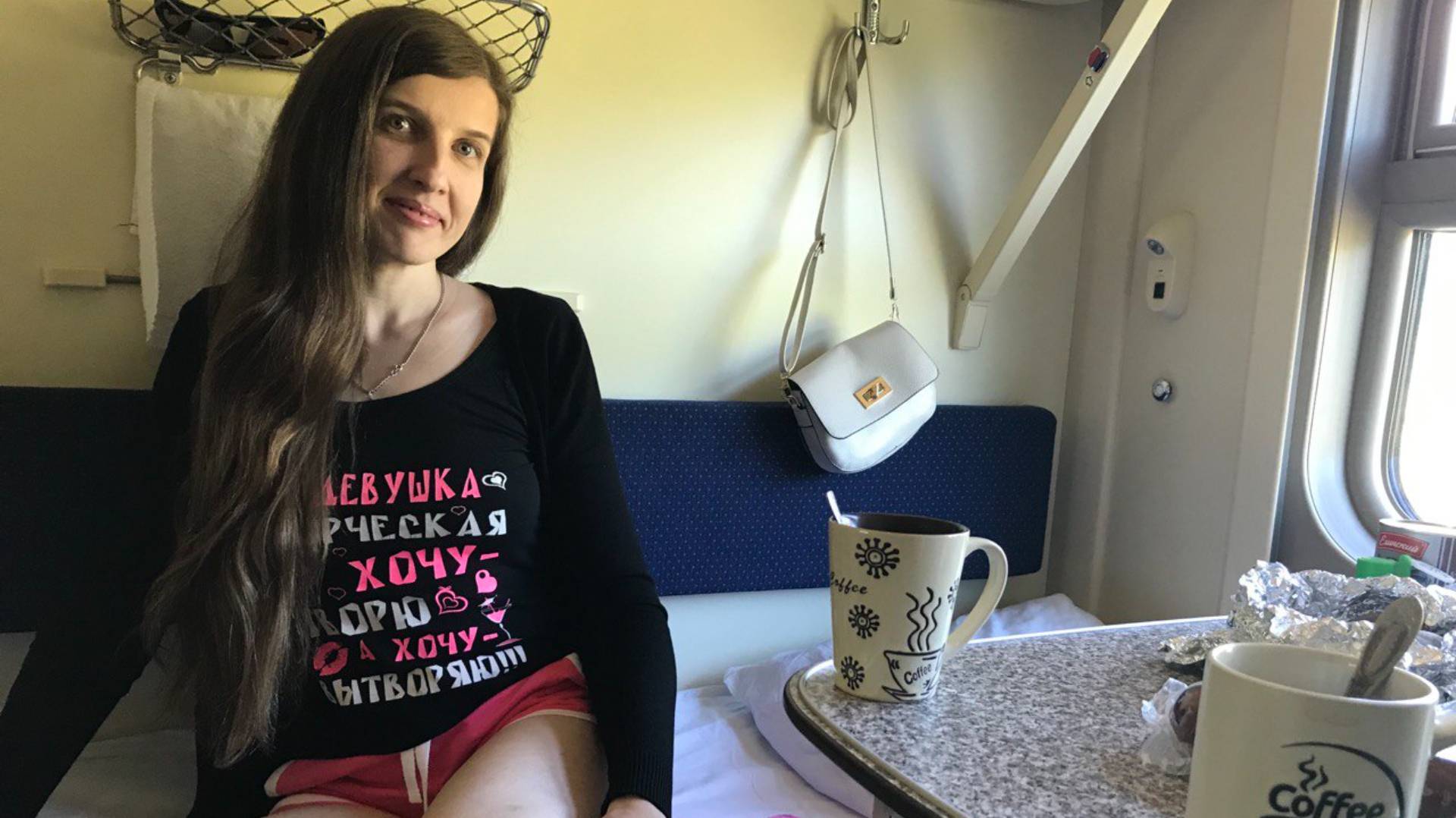 Двухэтажный поезд в Сочи. Душ в поезде. интересное приключение