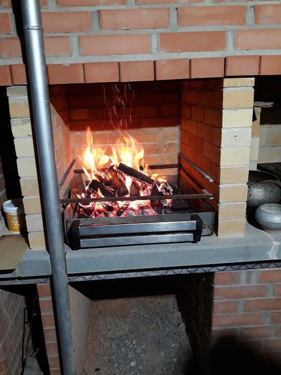 Печь-мангал (барбекю) из кирпича, своими руками