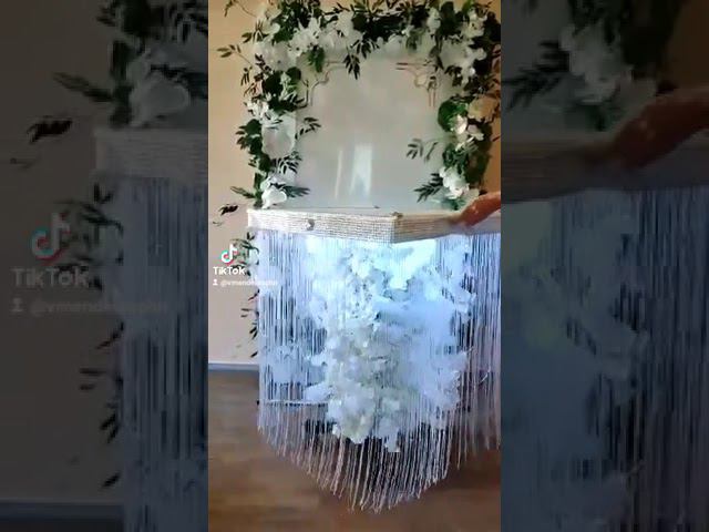 Стол для торта.