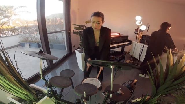 Giolì & Assia - #DiesisLounge @Episode04 [Handpan, Guitar, Piano] #stayhome