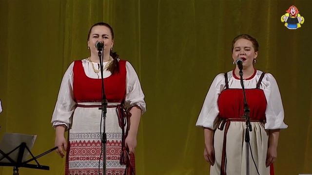 "КАК ОНИ ШЛИ", поёт ансамбль "ПТАШИЦА" на концерте в гостях у "Митрофановны".