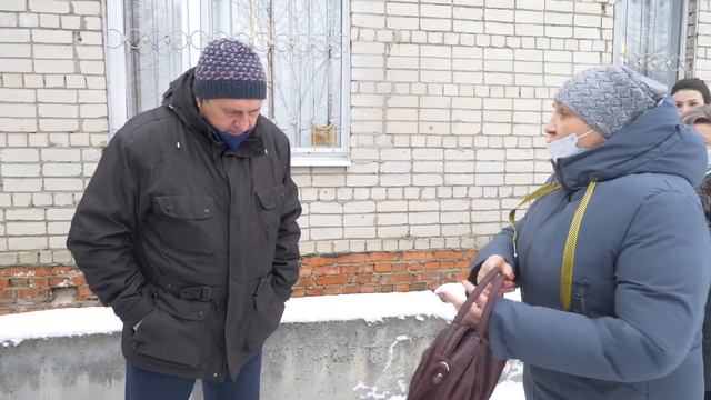 Народ вышел на улицу. Депутаты Единой России пошли против мнения большинства.