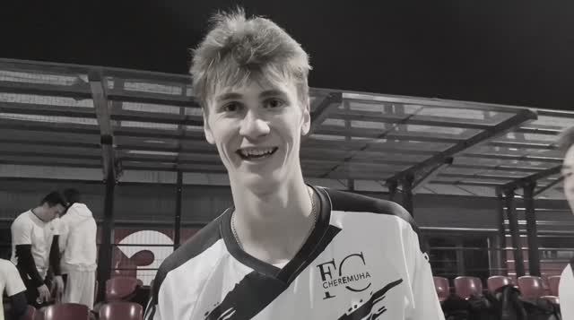 Жесткая заруба на поле. Как сохранить ноги целыми? Самый тяжелый матч.