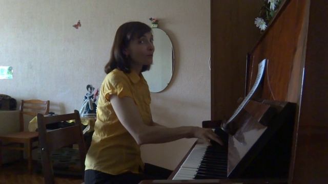 Наталья Страпачук-Цереня - Осенние листья (Алла Пугачёва).mp4