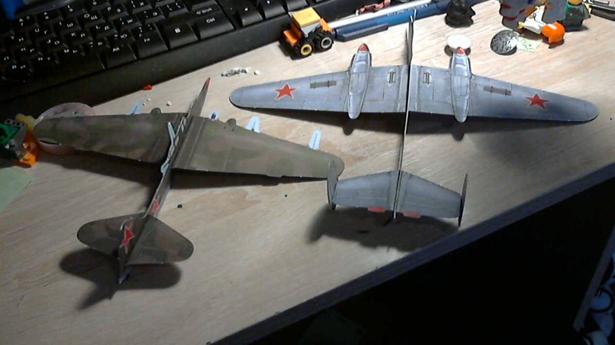 СДЕЛАЛ САМОЛЁТЫ ИЛ-2 И ПЕ-2!!!