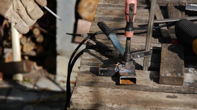 Простое приспособление для работы с деревом. Сделай сам. Simple wood working tool. DIY