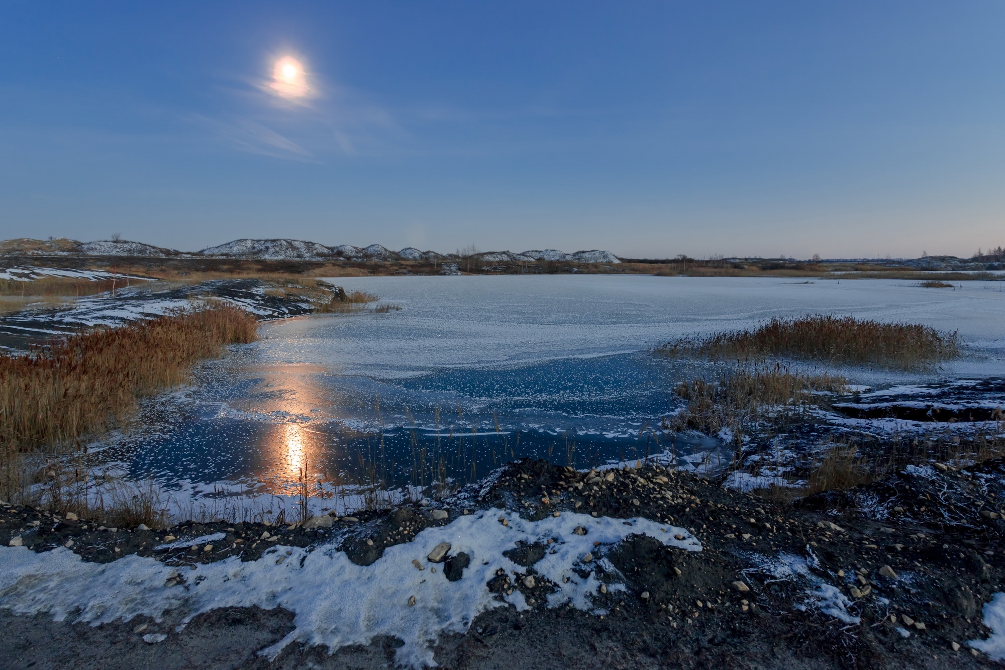 "ВЕЧЕРНИЙ ЗВОН"... (А.Алябьев, И.Козлов) - (Фото Юрия Морозова (Рязань) - Поёт Иван Ребров)