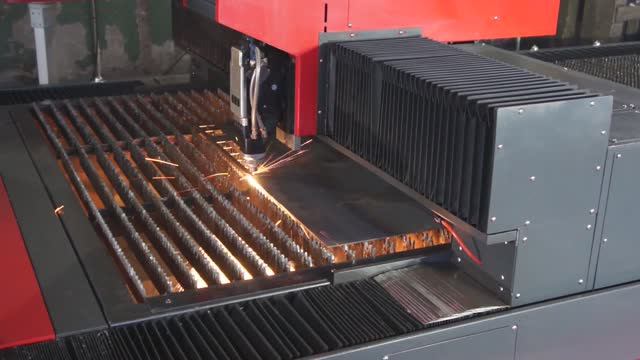 Станок лазерной резки MAGMA F для раскроя стальных листов