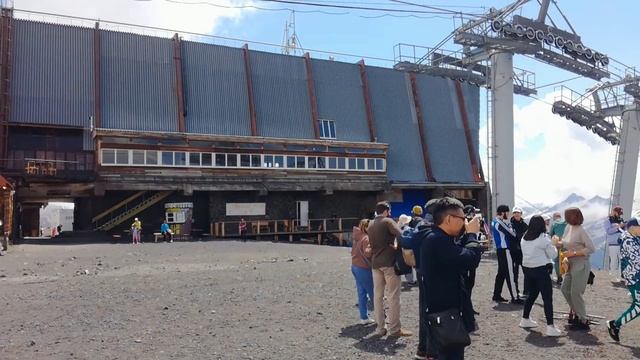 Эльбрус, станция Мир, высота 3500 м.