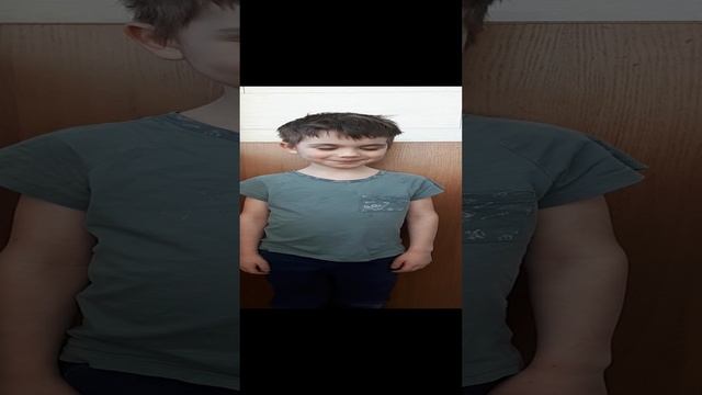 Мой младший брат говорит, какая футбольная команда ему больше нравится