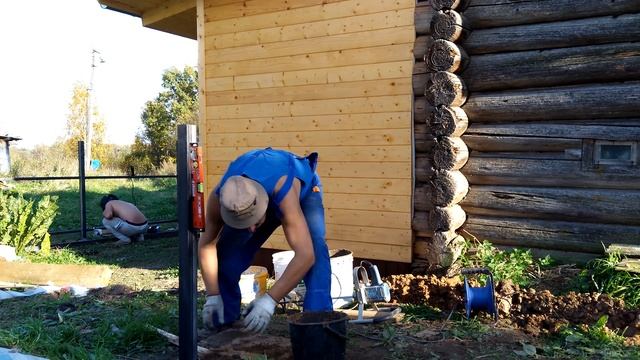 Часть четвертая, забор из евроштакетника.mp4