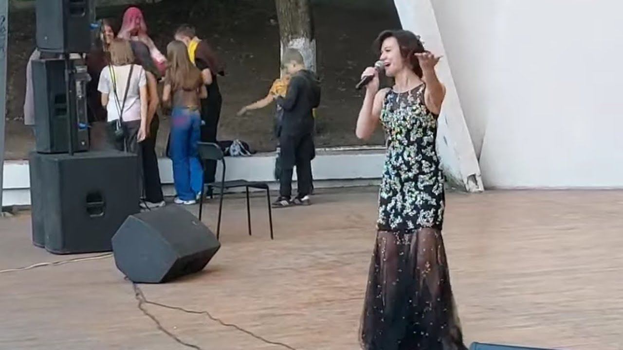 #5. День города Ростова-на-Дону в парке Горького. Фестиваль красок.