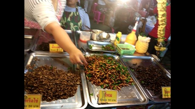 Ночной рыбный рынок на Патонге, Пхукет, Таиланд.