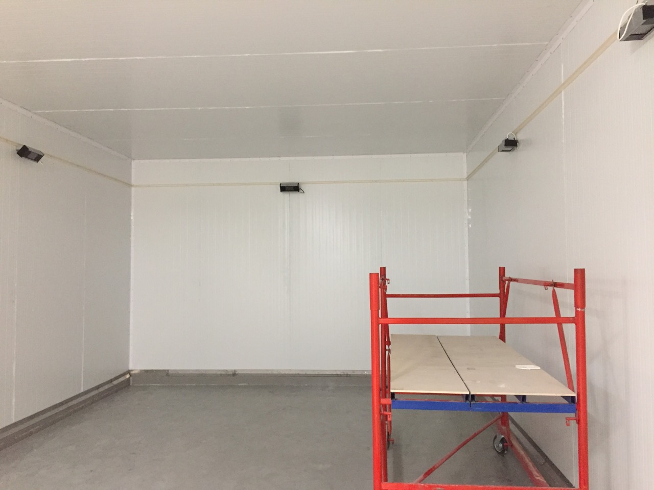 Полы камеры для спирального фризера или шокового кулера тип №3 (бюджетный вариант)