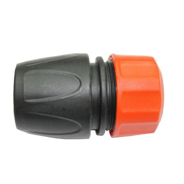 Быстросъемные коннекторы и адаптеры для садовых поливочных шлангов.