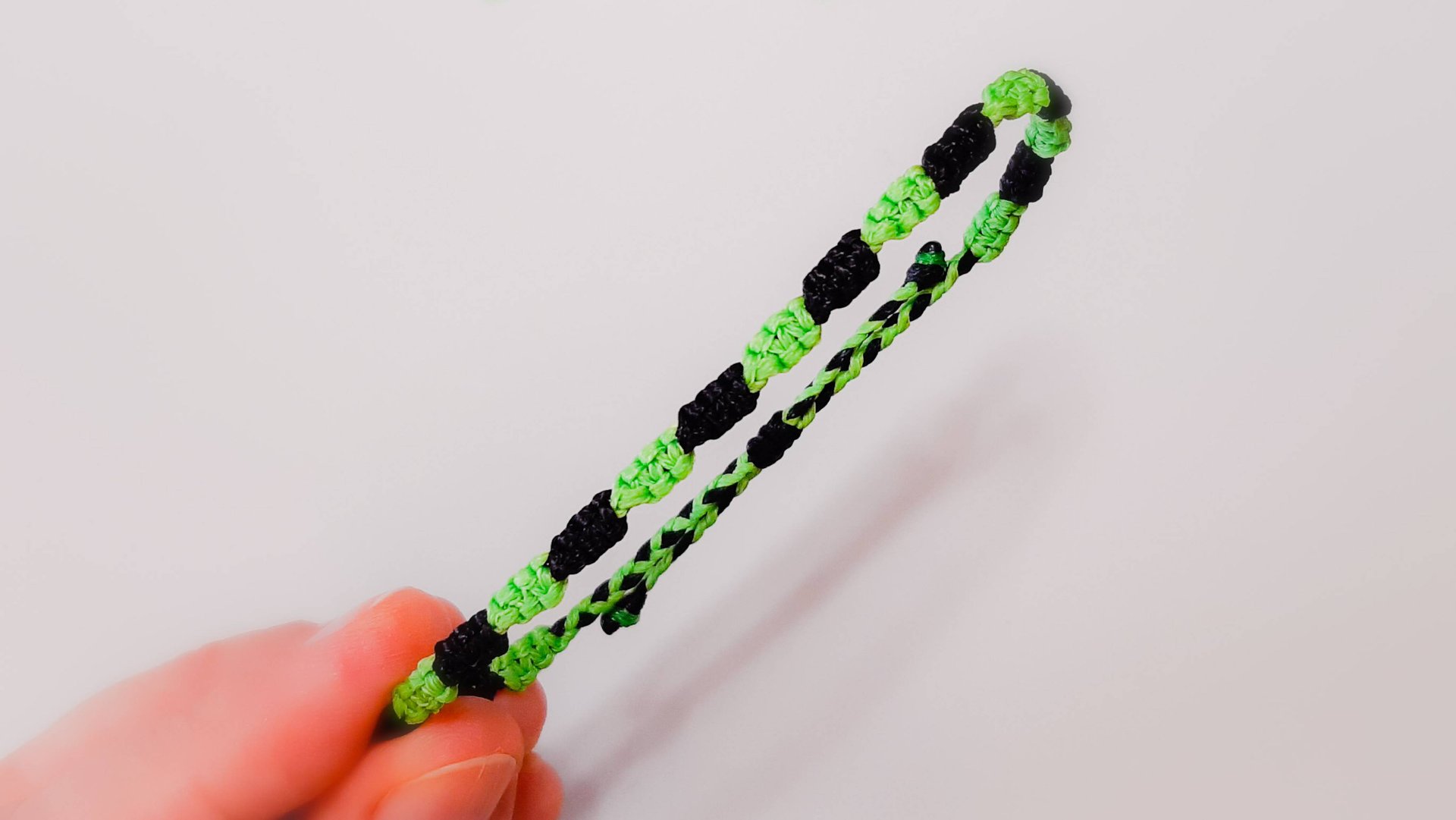 Как просто и легко сплести браслет / Макраме браслет / Как сделать фенечку самому