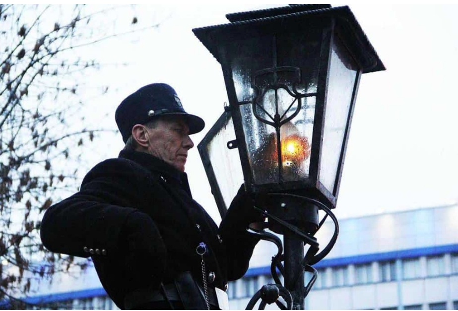 Мир меняется. Исчезло уже много профессий... Тут только некоторые из них.