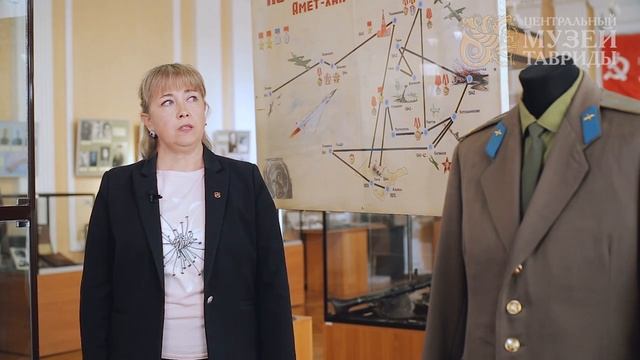 Летчик-истребитель АМЕТ - ХАН  СУЛТАН