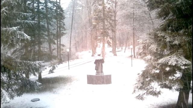 Первый снег в санатории Советск