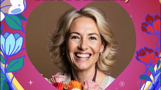 С днем рождения, Наташа! Музыкальная открытка с фото именинницы